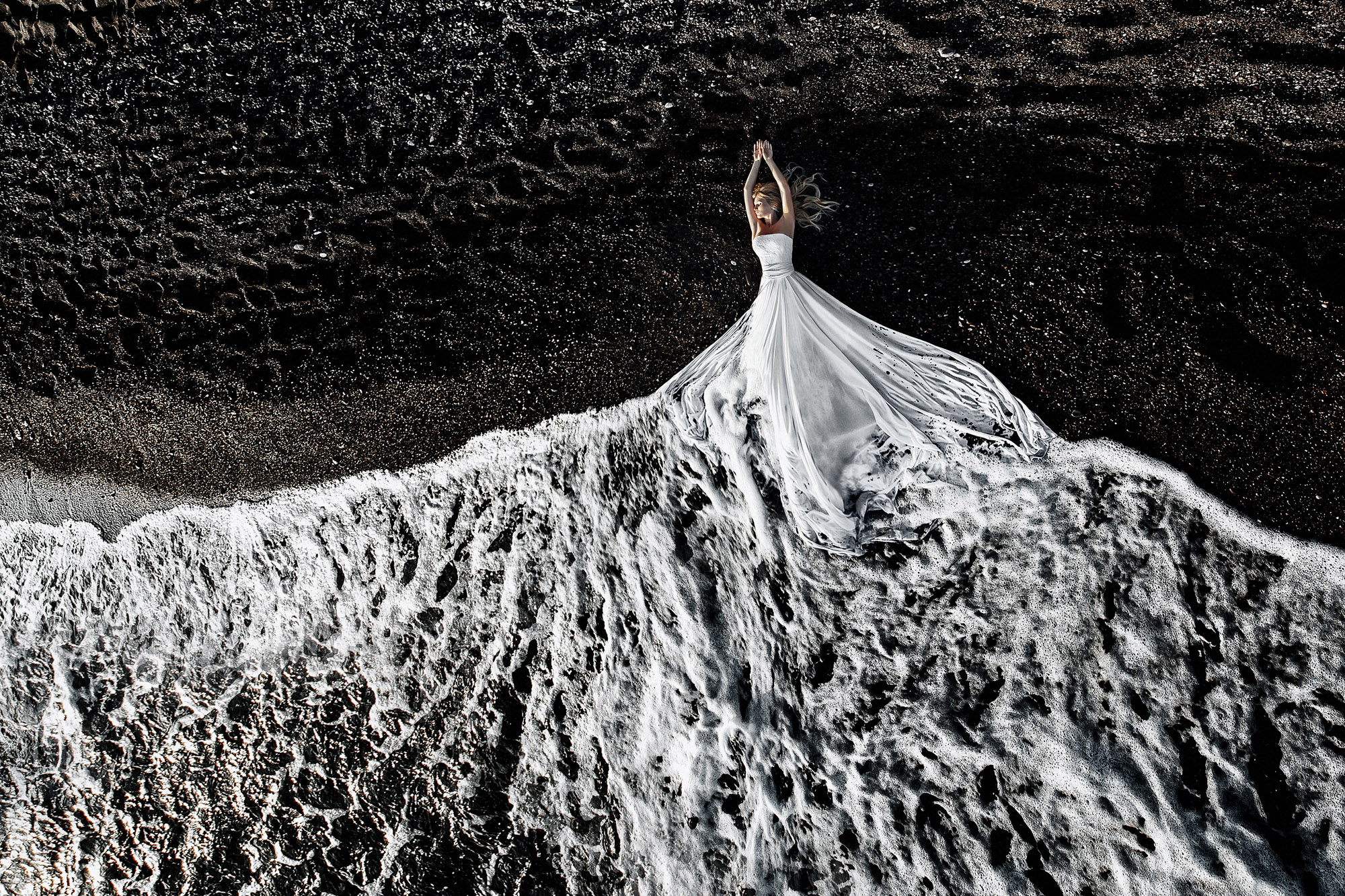 The Best Wedding Photographers are Fearless!